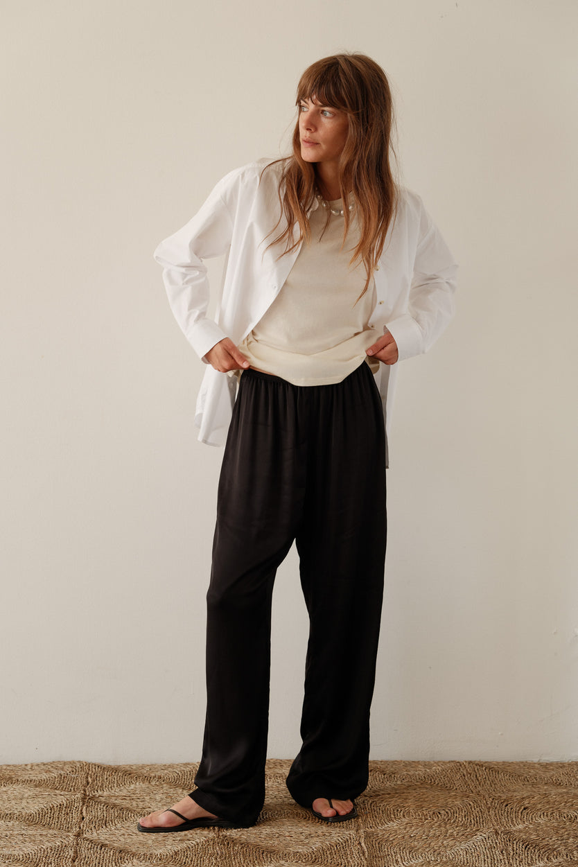 The Pop Sleeveless Shirt