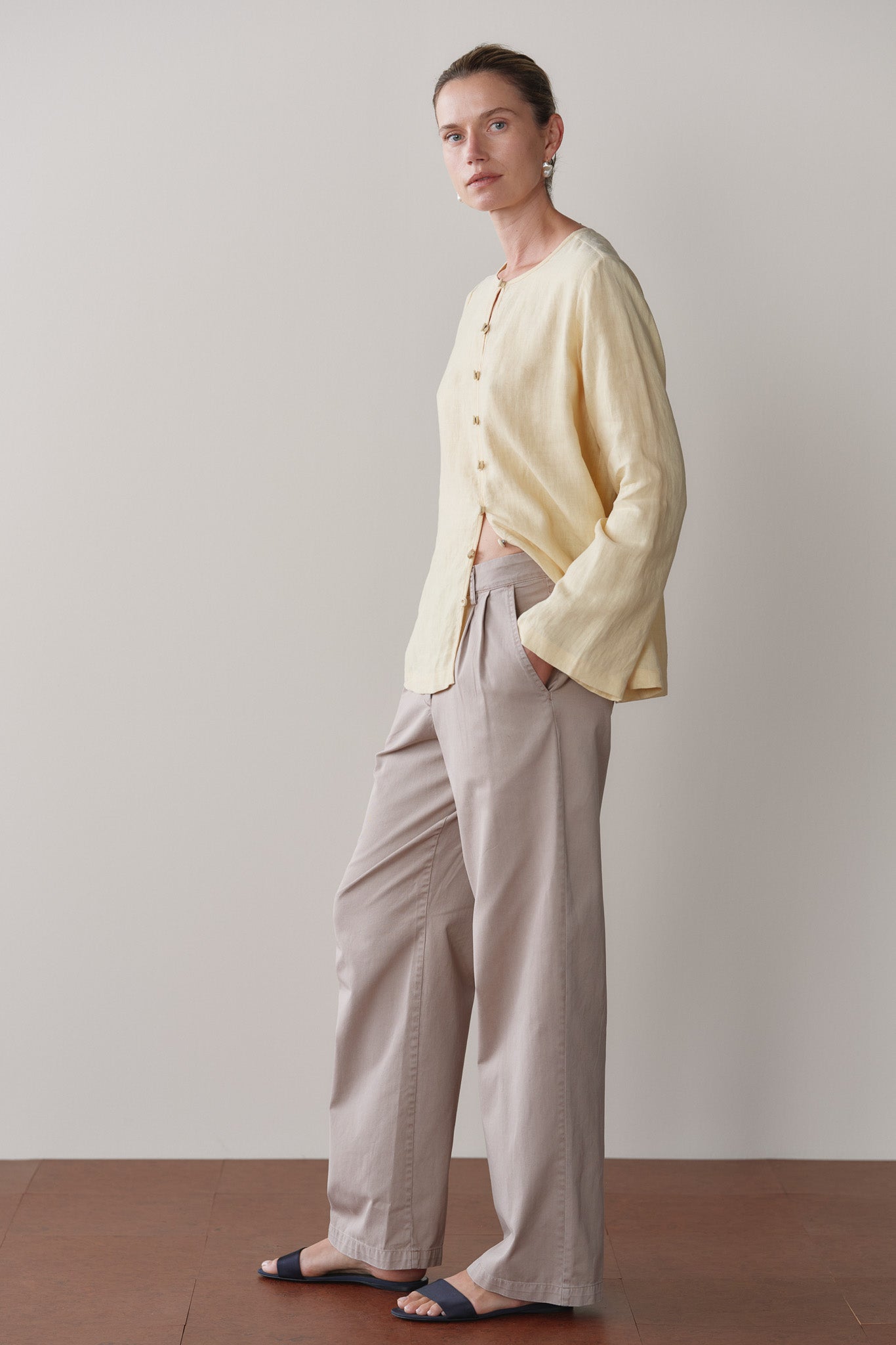 Stone Chino Pleated Trouser – DONNI. | 100% Cotton